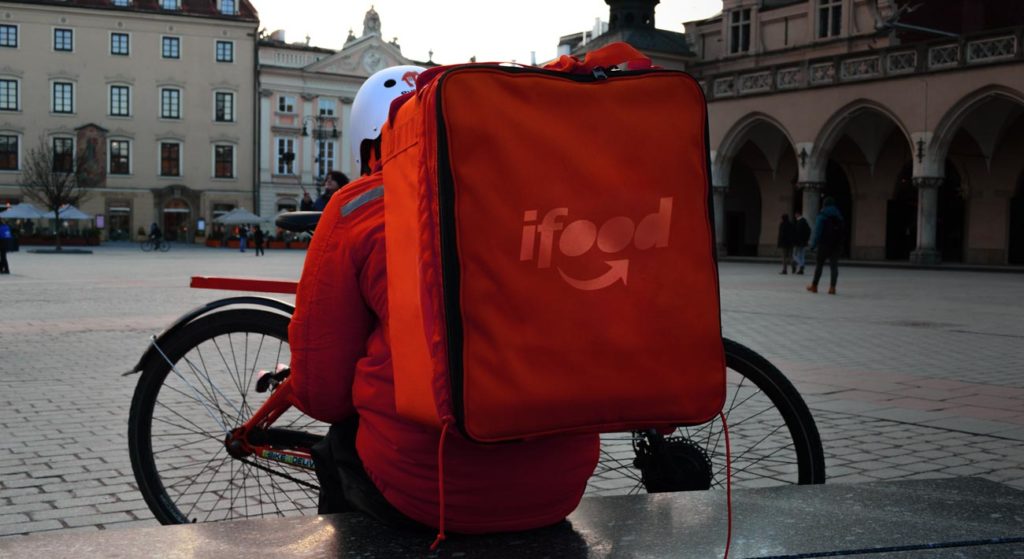 iFood provides insurance and educational opportunities to delivery ...